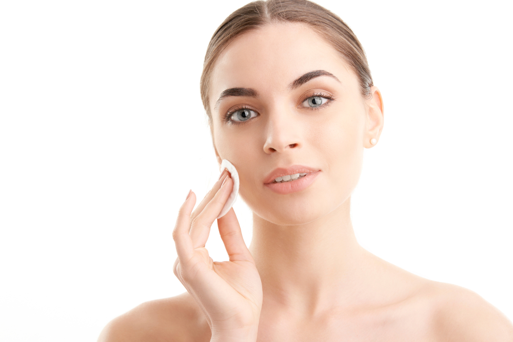 4 Tips Ampuh dan Jitu Untuk Merawat Kulit Berminyak - Beauty Journal
