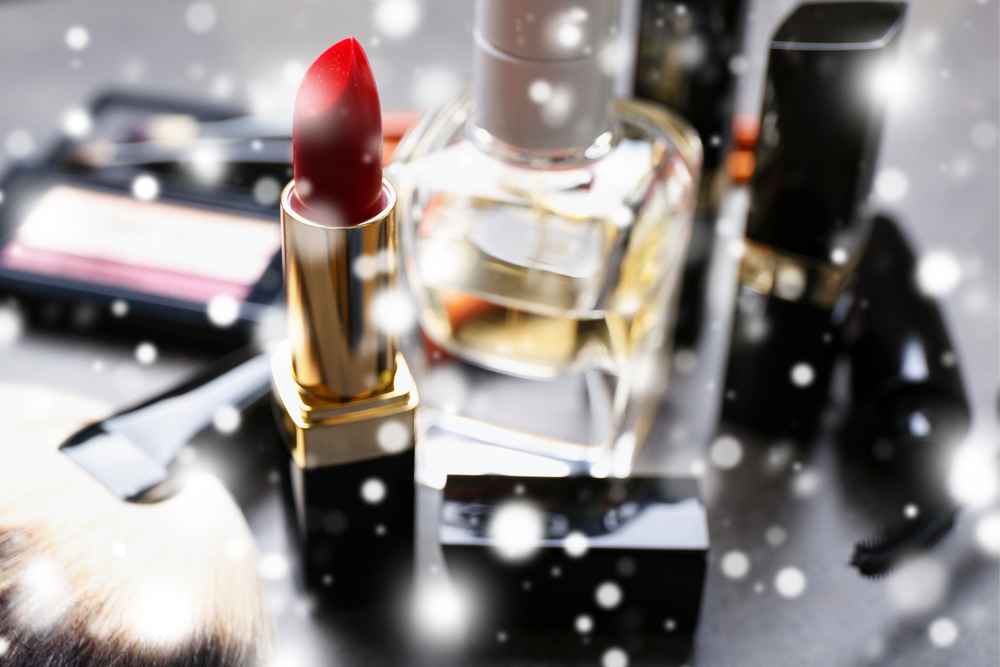 Inspirasi Riasan untuk Merayakan Natal - Beauty Journal