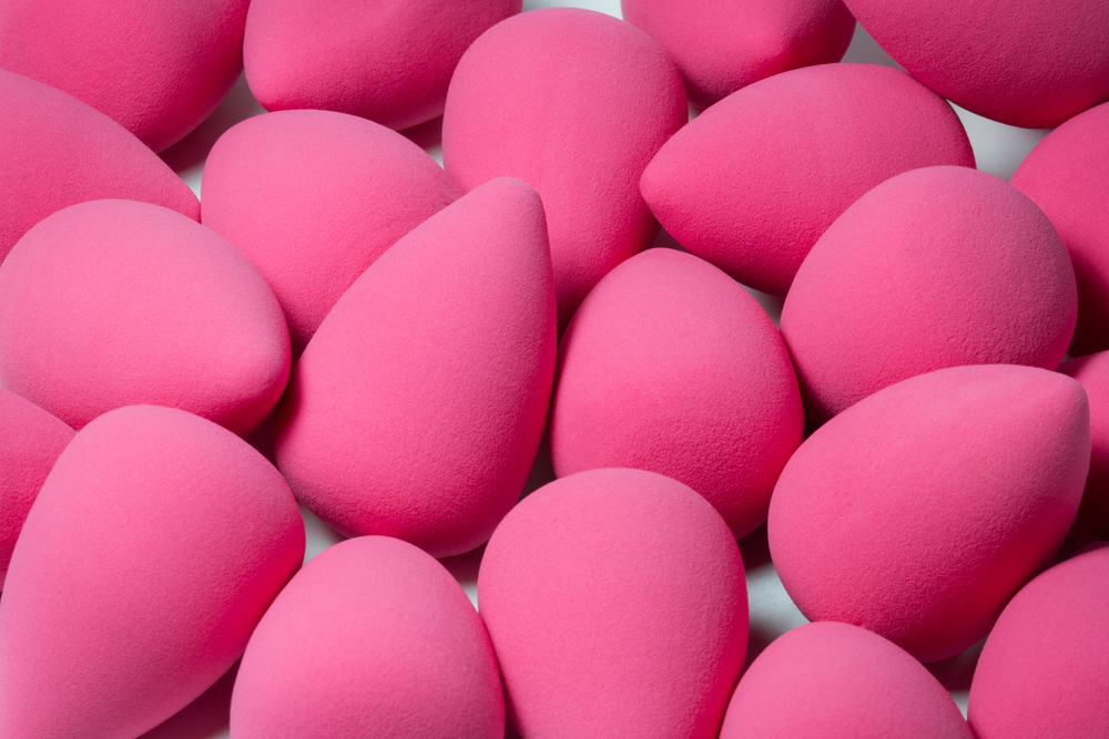 3 Cara Tepat Menggunakan Beauty Blender yang Wajib Diketahui - Beauty ...