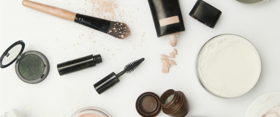 4 Tanda Produk Kosmetik Anda Sudah Tidak Baik Digunakan - Beauty Journal