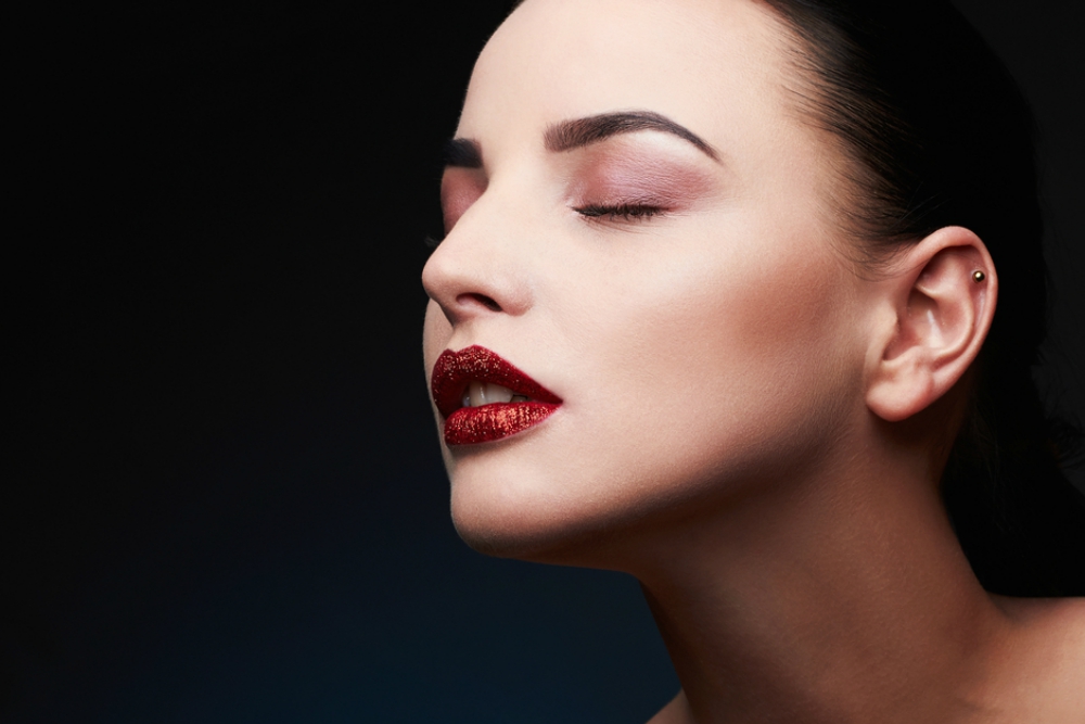 Padanan Riasan Untuk Lipstik Merah - Beauty Journal