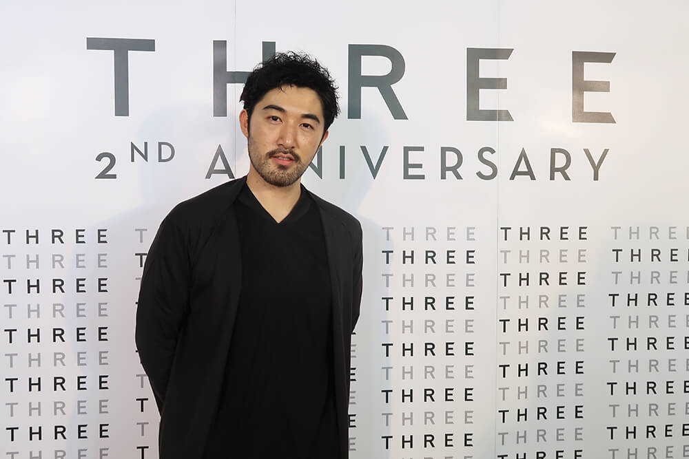3 Kunci Makeup Natural dari Yuta Sato, THREE Official Make Up Artist ...