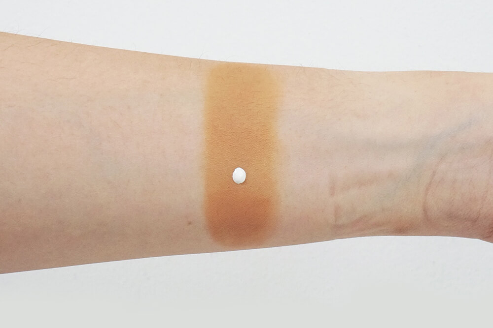 Foundation Terlalu Gelap? Coba Campur dengan Warna Putih L.A. Girl Pro ...