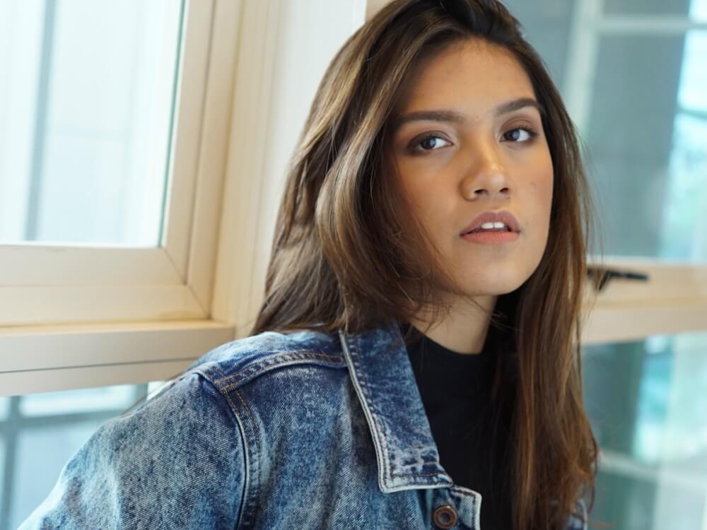 Menghadapi Tantangan Dalam Dunia Musik Hingga Penampilan ala Monita ...
