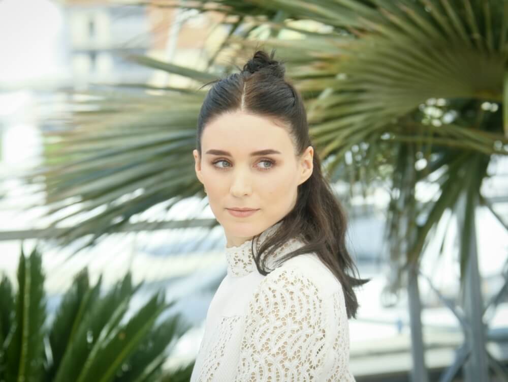 Tak Hanya di Korea, 5 Selebriti Hollywood Ini Ternyata Juga Menyukai ...