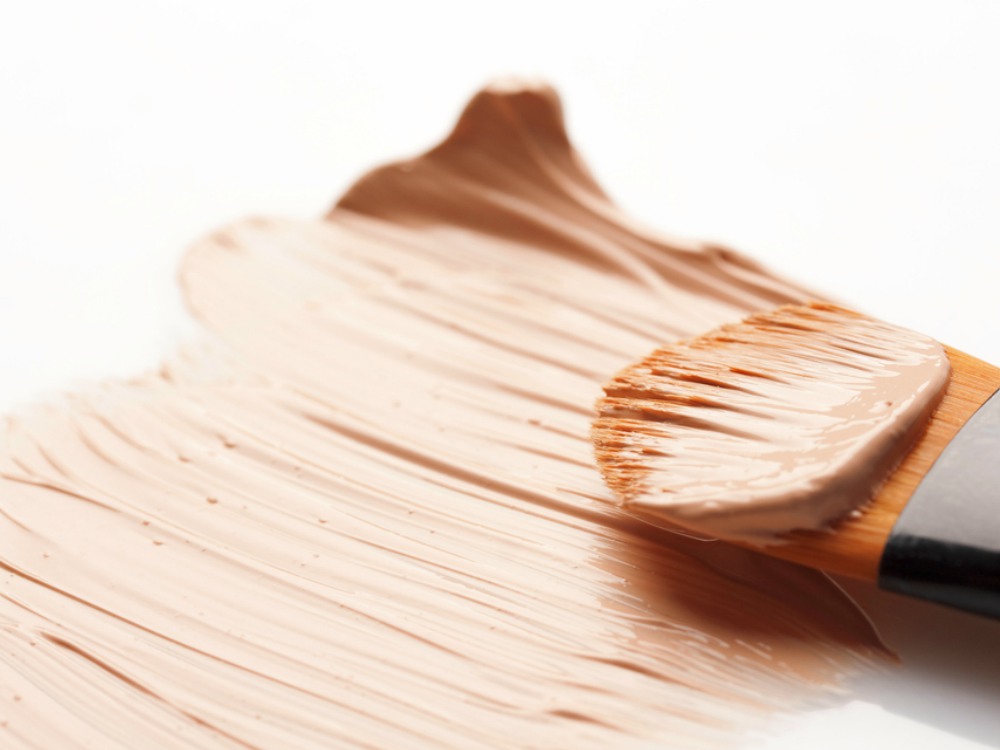 Liquid Foundation atau Powder Foundation, Mana yang Sebaiknya Anda ...