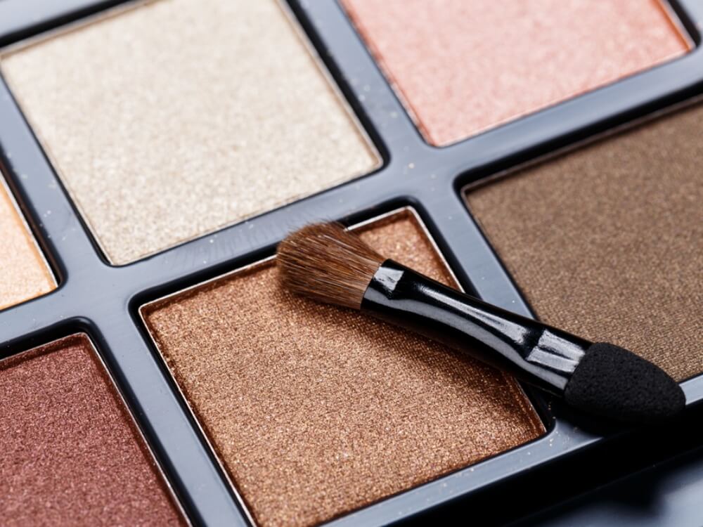 Eyeshadow Tidak Melulu Mahal. Ini 5 Rekomendasi Merek Eyeshadow Palette ...