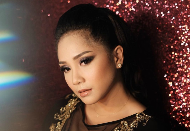 Mulai dari Natural Hingga Glamor, Berikut Ragam Inspirasi Makeup Ala Nagita Slavina yang Bisa ...