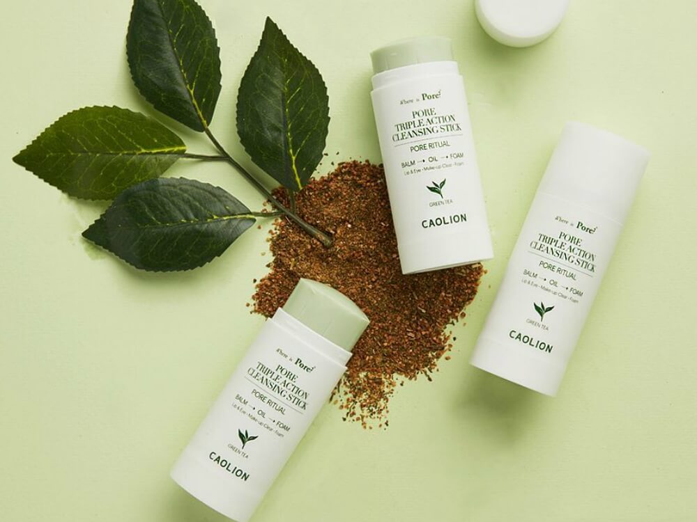 Rekomendasi Cleansing Stick, Pembersih Wajah Praktis yang Wajib Dibawa ...