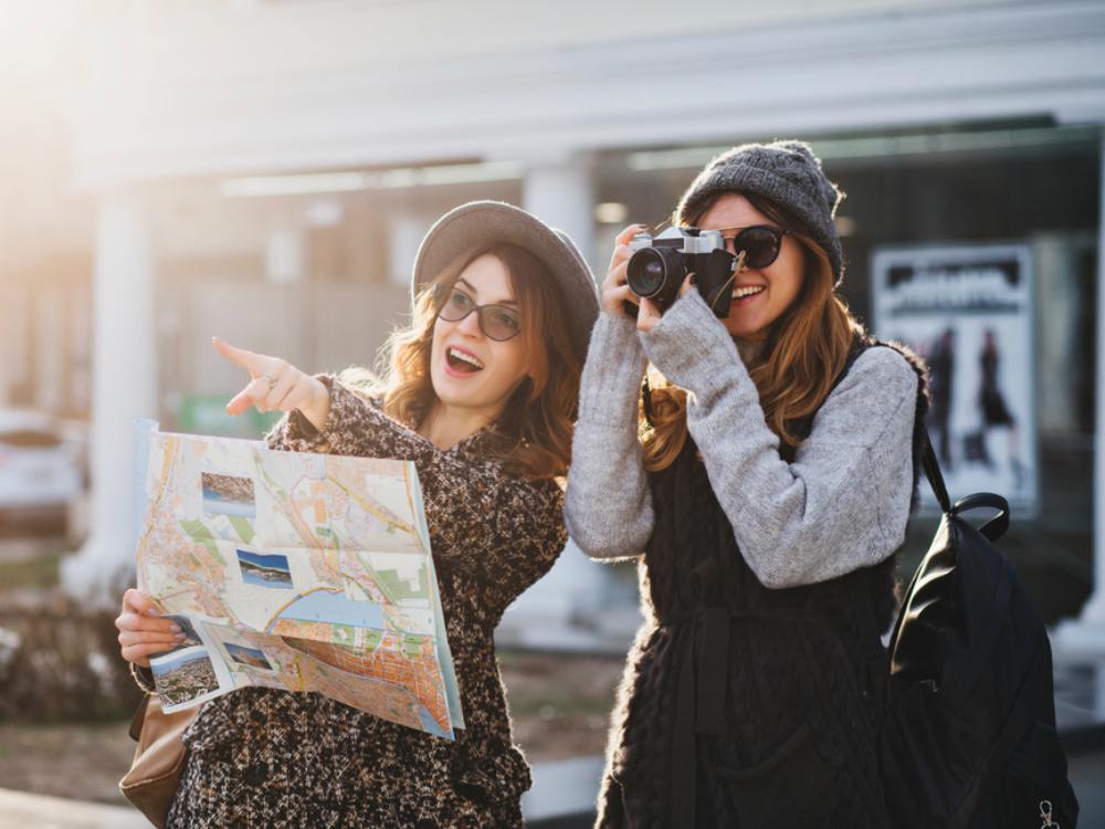 Turis, Backpacker, Flashpacker. Ternyata Ada Perbedaan Untuk Penggunaan ...