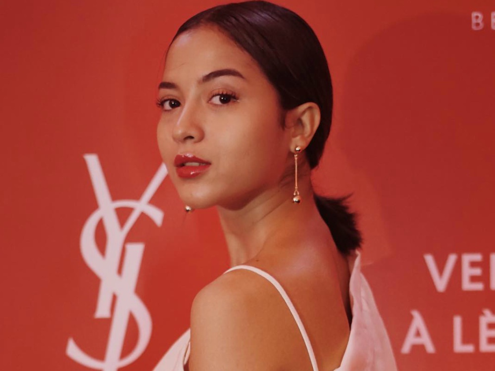 Kerap Tampil Memesona di Berbagai Kesempatan, Berikut Inspirasi Makeup ...