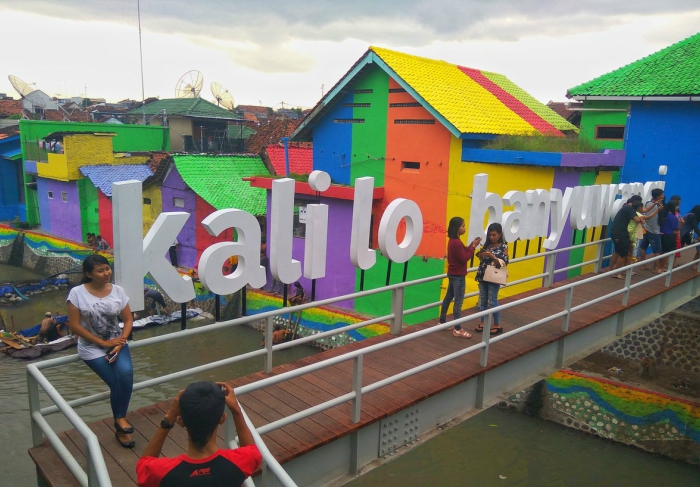 5 Kampung Warna-Warni di Indonesia yang Menarik Untuk Dikunjungi ...