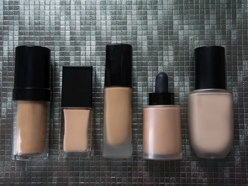 5 Foundation Terbaik Tahun 2017 Versi Beauty Vlogger Indonesia - Beauty ...