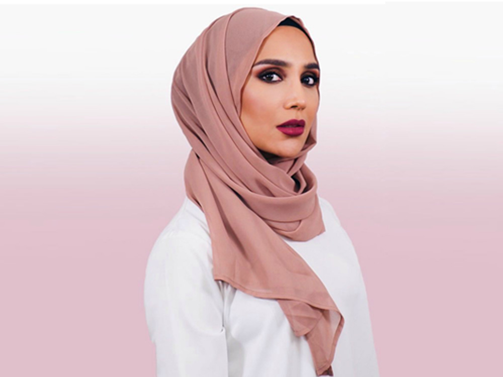 Amena Khan, Model Berhijab yang Memilih Mundur dari Kampanye L'Oreal ...