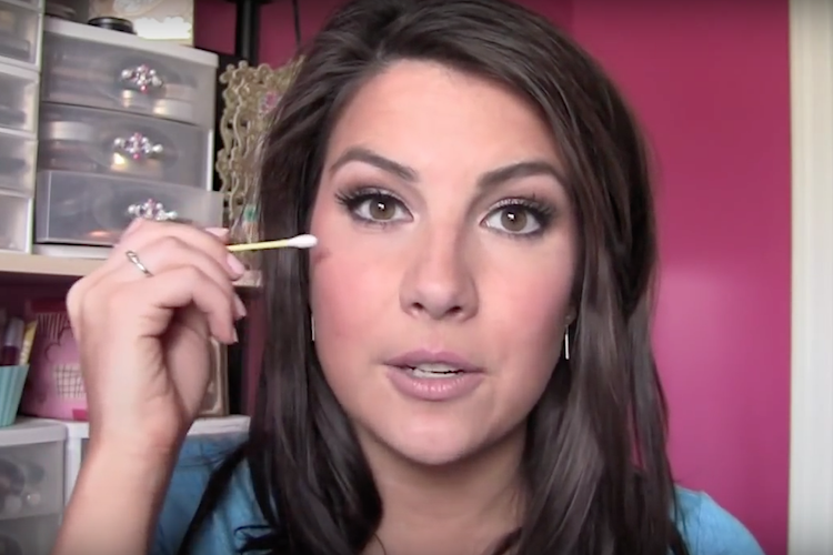 5 Tips Touch Up Makeup Agar Penampilan Kembali Segar dan Flawless dari ...