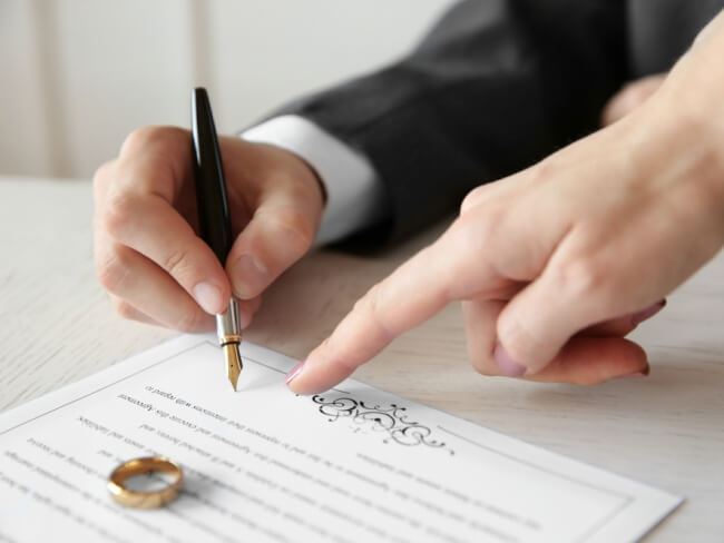Mengenal Prenuptial Agreement alias Perjanjian Pranikah, Memangnya ...