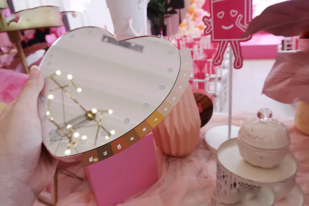 Hadir dengan 12 Warna, Benefit Hello Happy Soft Blur Foundation Kini ...