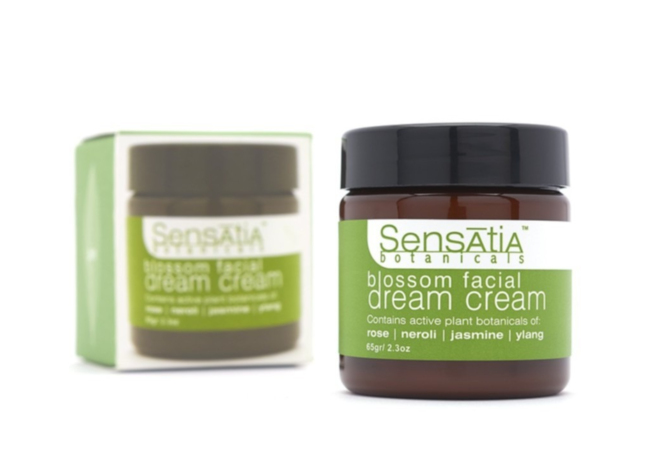 Para Pemilik Kulit Kering, Coba Deretan Skin Care Milik Sensatia ...