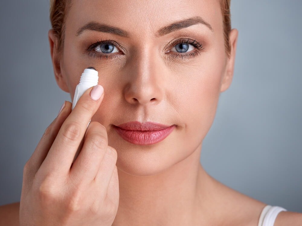 3 Pilihan Eye Treatment dari Brand Lokal dengan Bentuk Roll On yang ...
