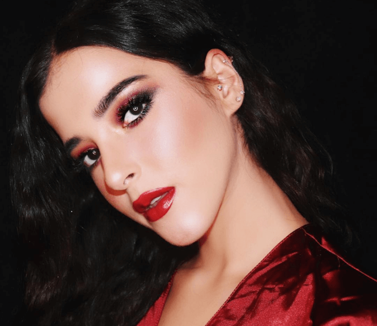 Mulai dari Tampilan Bibir Hingga Riasan Mata, Berikut 5 Inspirasi ...