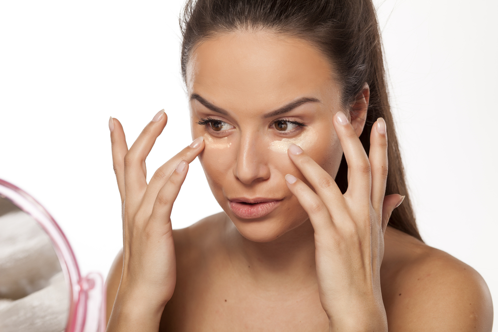 Ingin Makeup Bebas Luntur Meski Beraktivitas di Bawah Terik Matahari ...