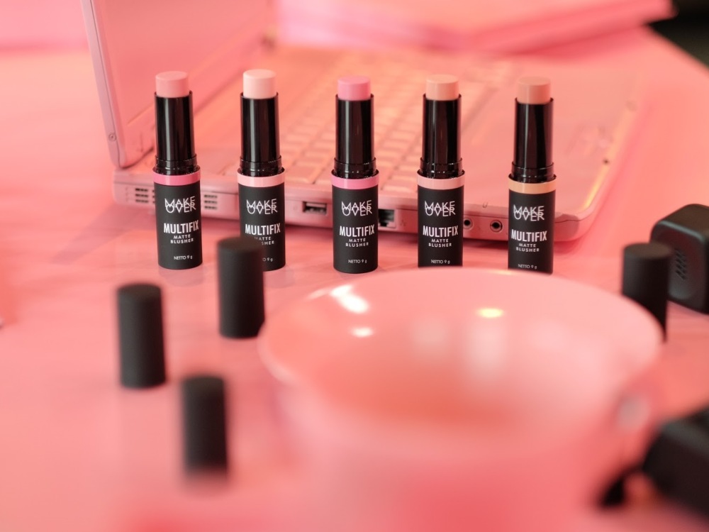 Make Over Luncurkan Multifix Matte Blusher, Solusi untuk Tetap Tampil ...