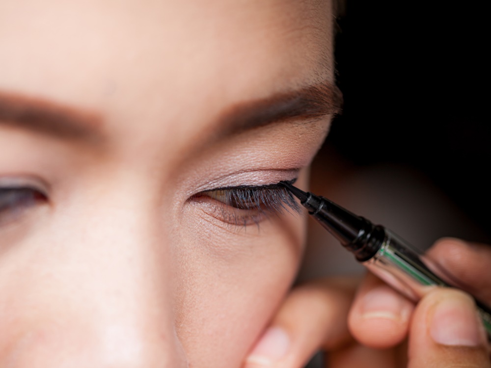 Tips Makeup yang Dapat Diterapkan oleh Para Pemilik Mata Besar - Beauty ...