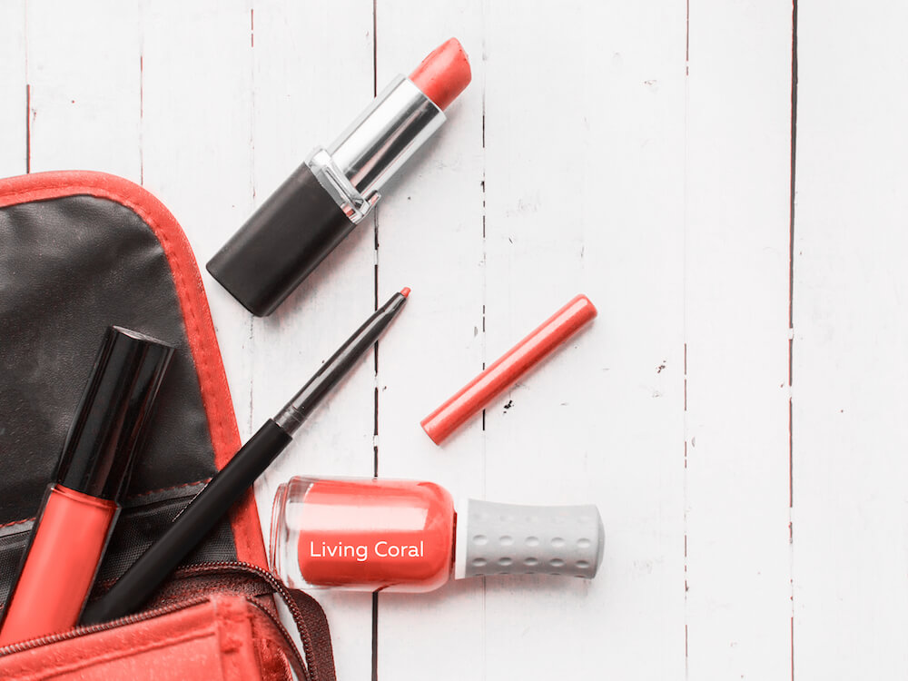 Ragam Pilihan Lipstik Bernuansa Living Coral yang Menarik untuk ...