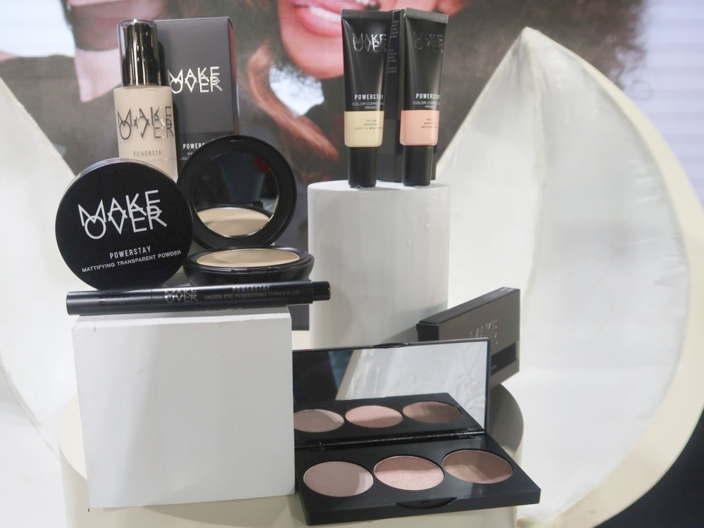 Makeup Tahan Lama Seharian dan Tetap Terasa Ringan dengan Rangkaian ...